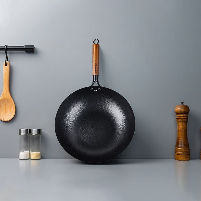 Delicious Ginger Mince Wok: Quick and Light Cuisine for Hot Summer Days